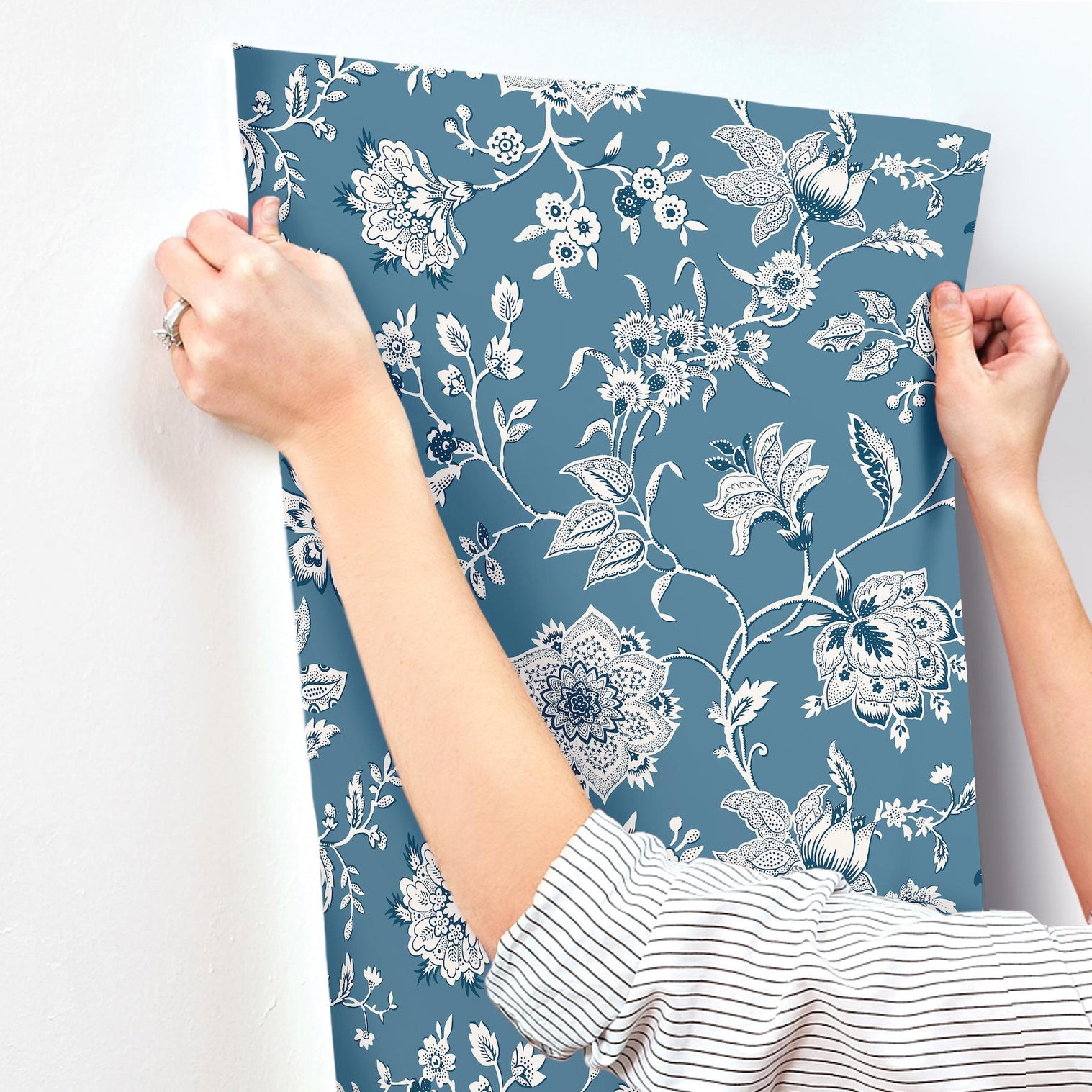York Wallcoverings Sutton Blue Wallpaper – DecoratorsBest
