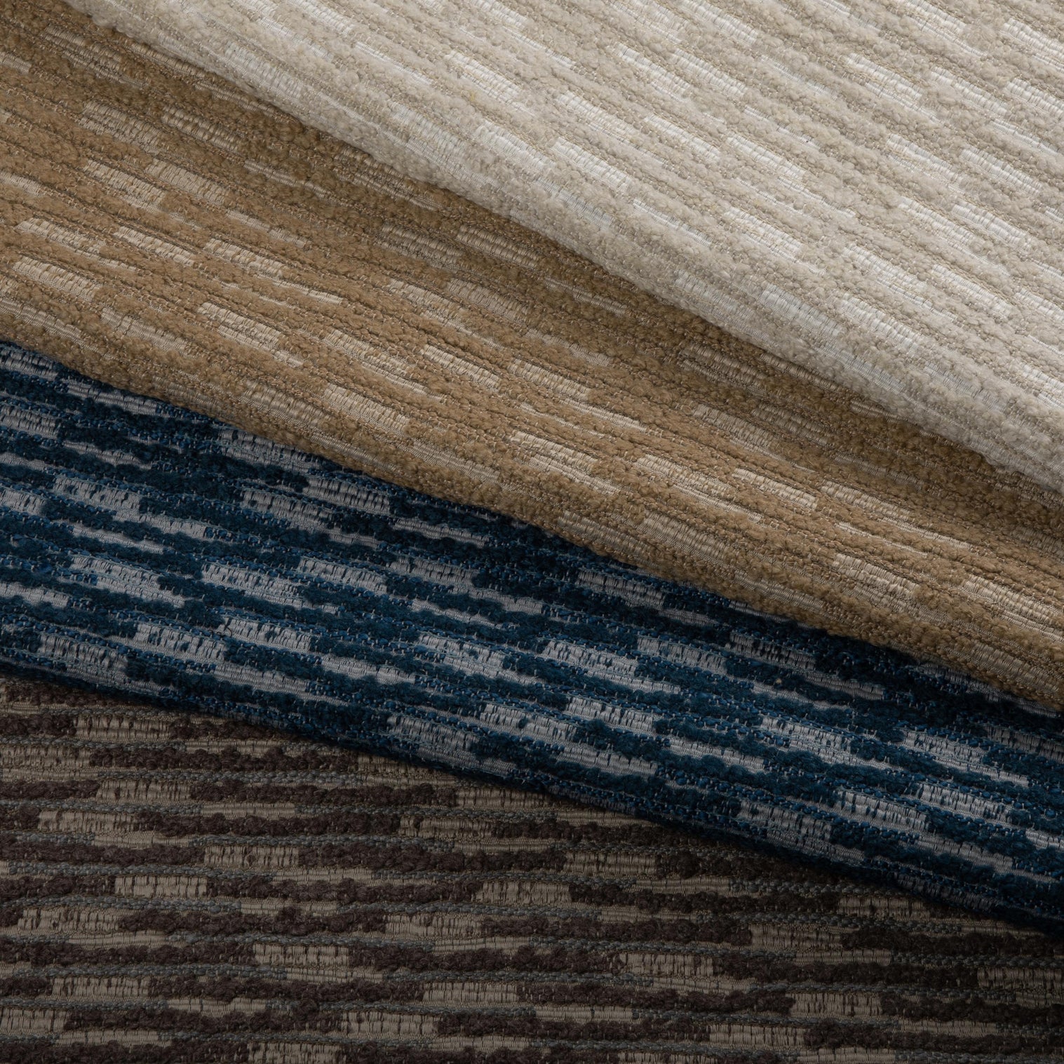 Donghia High And Mighty Indigo Upholstery Fabric – DecoratorsBest