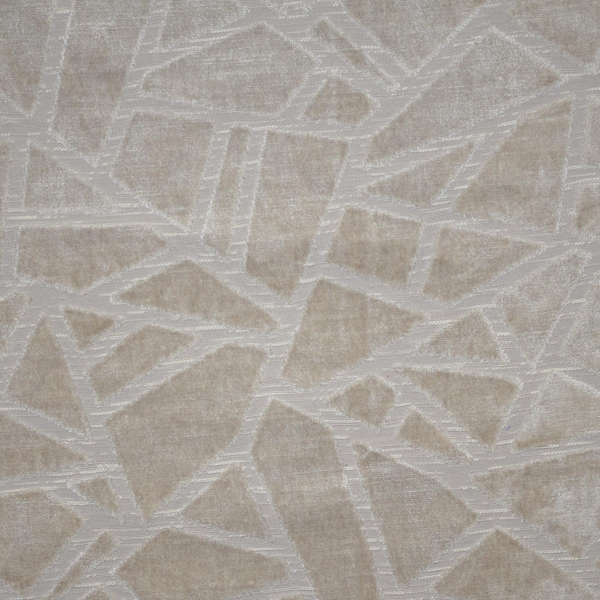 Maxwell Trento #621 Meringue Fabric – DecoratorsBest