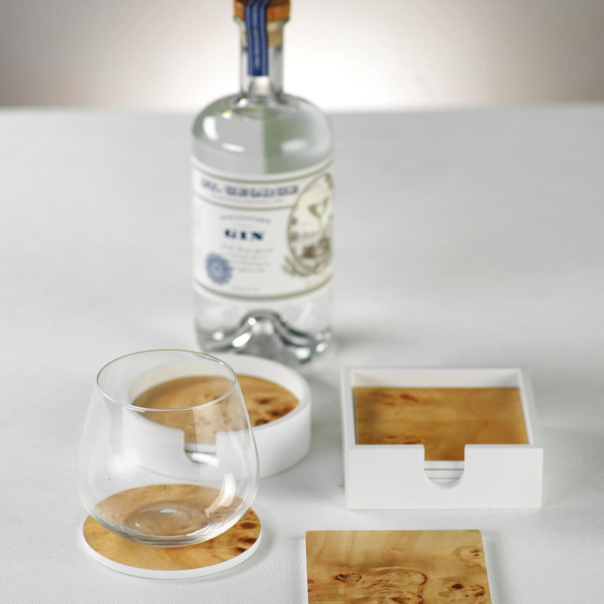 Zodax 4-Piece Burl Wood White Coaster Set With Holder, Round ...