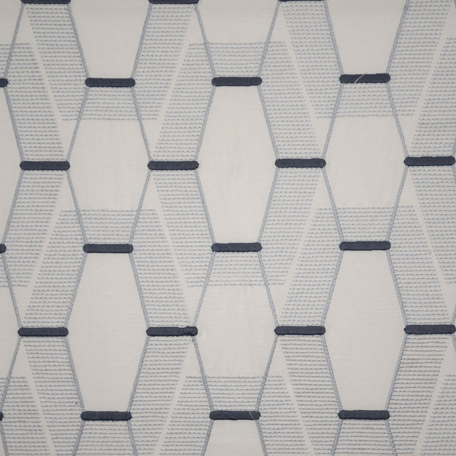 Maxwell Portcullis #405 Magnet Drapery Fabric – DecoratorsBest