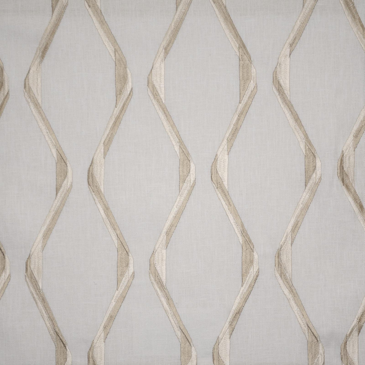 Maxwell Lacing #220 Champagne Drapery Fabric – DecoratorsBest