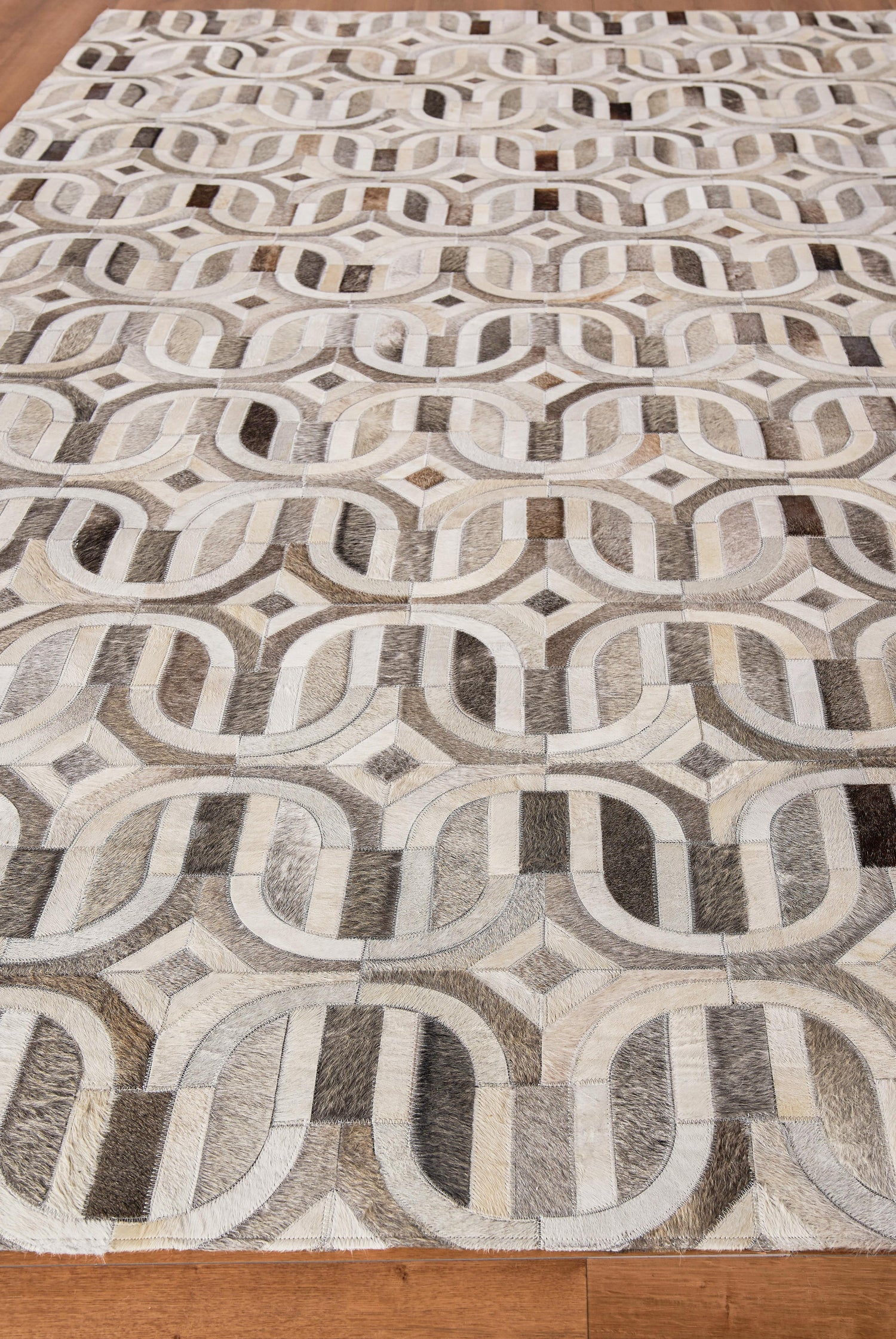 Exquisite Rugs Natural Hide Handmade Leather Hide In 2140 Medium Gray ...