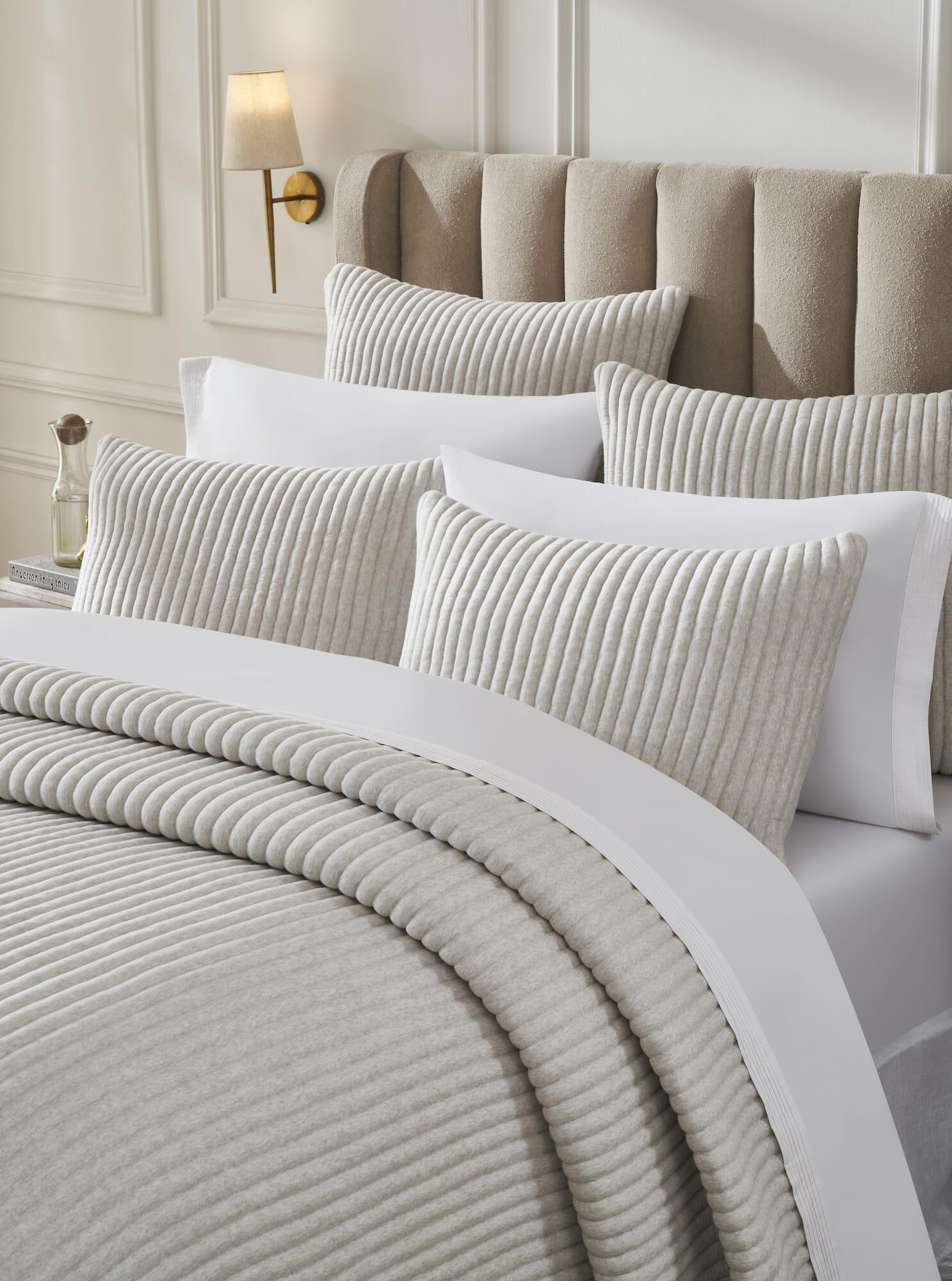 Orchids Lux Charlton Channel Quilting Mist Melange 94 X 96 Quilt ...